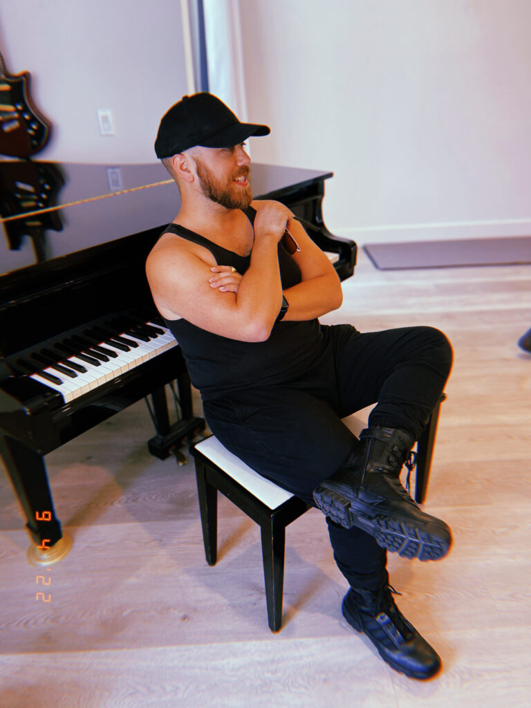 THE STORY – Artist, Songwriter, Decent Guy – GET JAXON